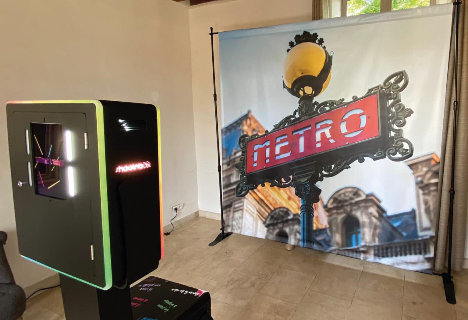 Location Photocall Paris (IDF) : Personnalisé dès 250€